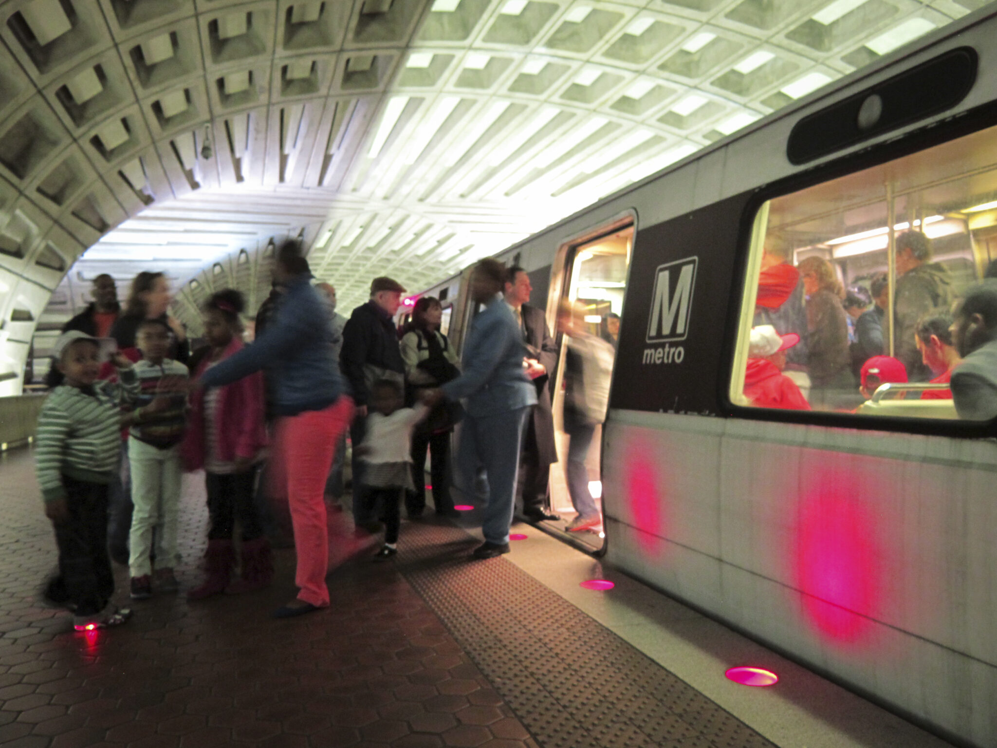 LETTER FROM THE EXECUTIVE DIRECTOR: WMATA's SafeTrack Plan - Downtown DC